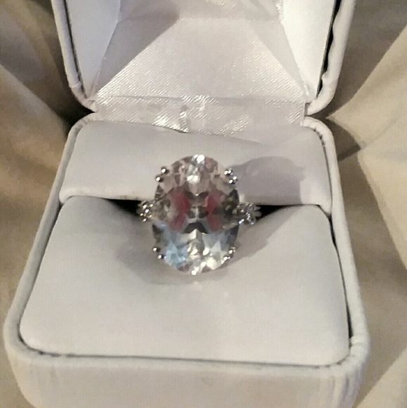 unknown | Jewelry | 4k White Gold Crystal Quartz Ring | Poshmark
